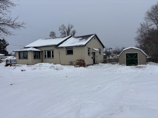 410 S 3rd St, Rogers City, MI 49779