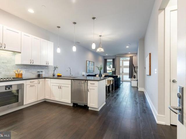 410 S Front St Unit 102, Philadelphia, PA 19147