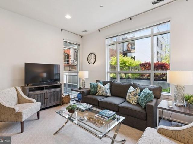 410 S Front St Unit 108, Philadelphia, PA 19147