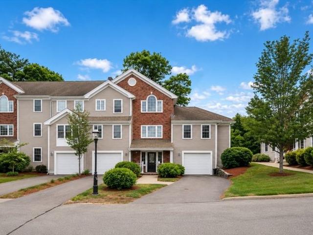410 Salem St Apt 801, Wakefield, MA 01880