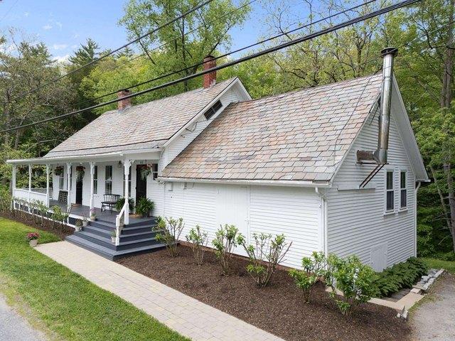 410 School St, Westminster, VT 05158