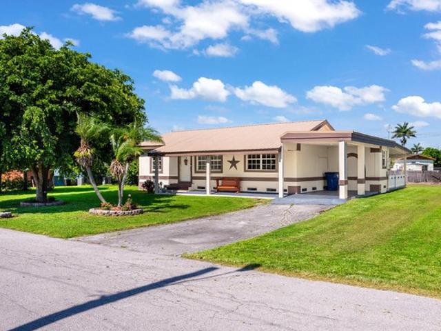 410 SE 4th Ave, South Bay, FL 33493