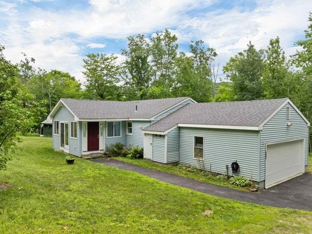 410 Sheridan Rd, Moultonborough, NH 03254