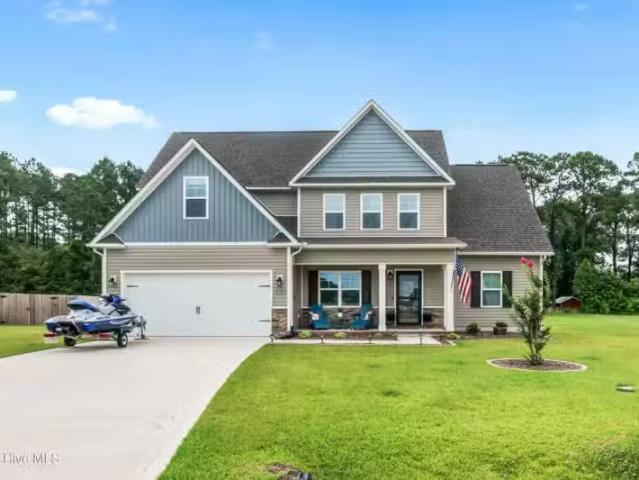 410 Silverstone Place, Hubert, NC 28539