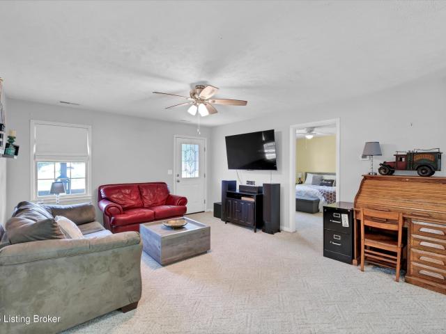 410 Sunset Dr
