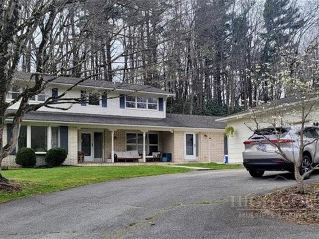 410 Poplar Hill Dr, Boone, NC 28607