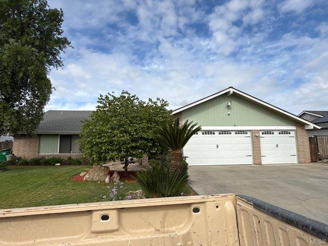 410 Patton Ave, Corcoran, CA 93212