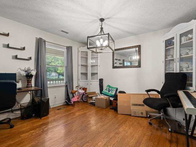 410 Paul St