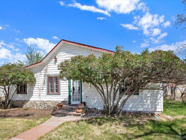 410 Pinon Street