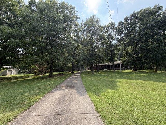 410 Rocky Valley Rd, Lebanon, TN 37090