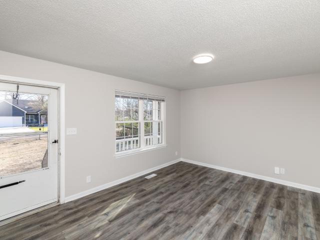 410 Roselawn Dr, Clarksville, TN 37042 | MLS #3217