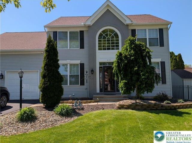 410 Ramblewood Dr, Forks Township, PA 18040