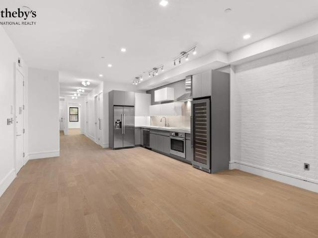 410 W 47th Street
