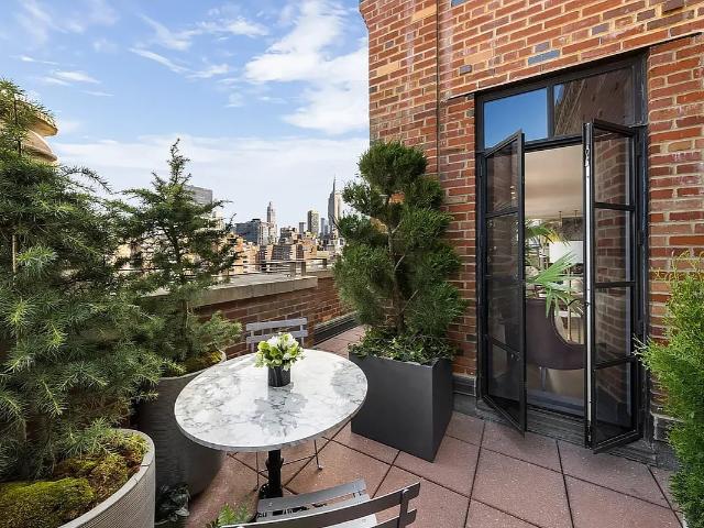 410 W 24TH Street PHA
