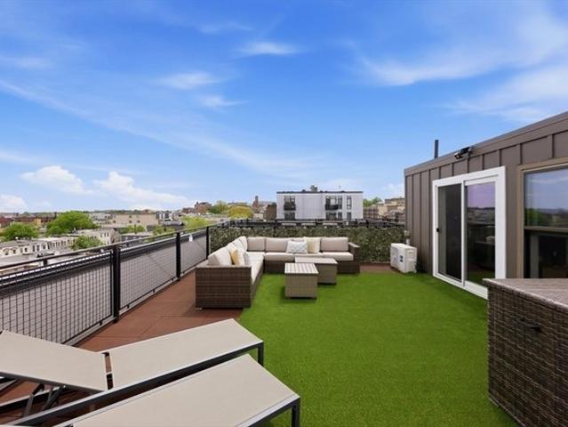 410 W Broadway Unit 505, Boston, MA 02127