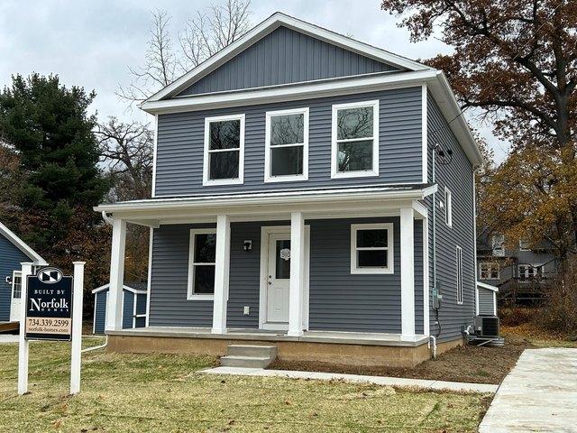 410 W Morrell St, Jackson, MI 49203