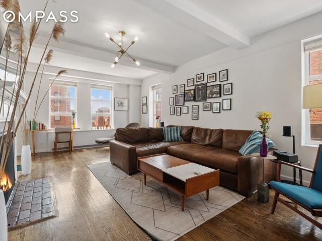 410 West 24th Street, New York, NY