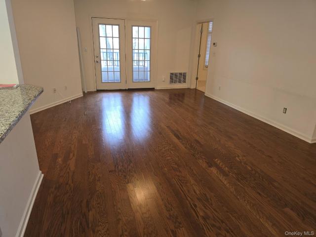 410 Westchester Ave, Unit 115, Port Chester, NY 10573 | MLS #986098 | Compass
