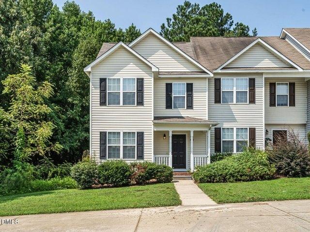 410 Whitehall Ct, Clayton, NC 27520
