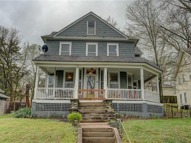 410 Wildwood St, Excelsior Springs, MO 64024