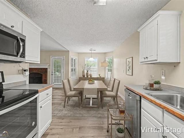 410 Wilshire Lane
