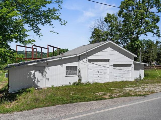 410 Tablerock Cir, Branson, MO 65616