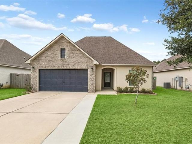 410 Terrace Lake Dr, Covington, LA 70435