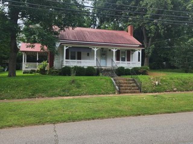 410 Zebulon St, Barnesville, GA 30204