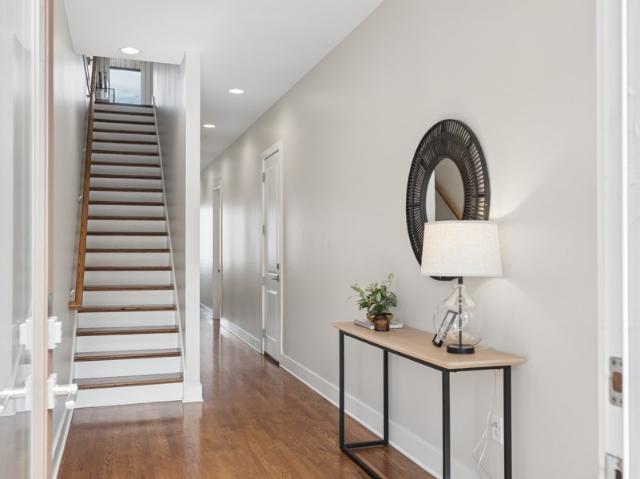 410A 33rd Ave N
