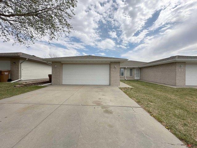 4114 N 7th St, Lincoln, NE 68521