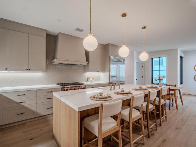 4114 Emerson Avenue # 6