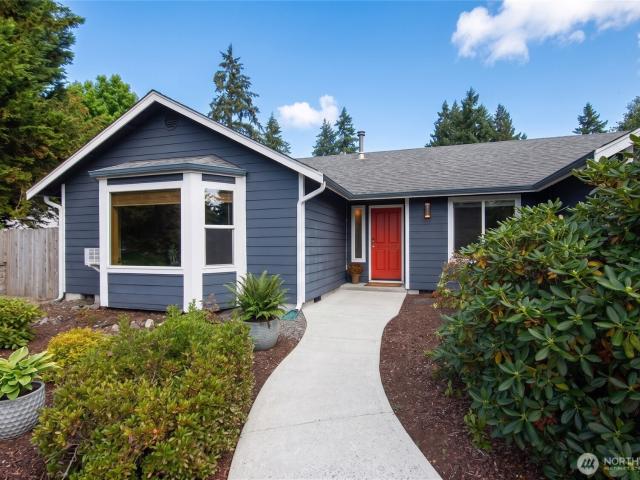 4114 Indian Summer Dr SE