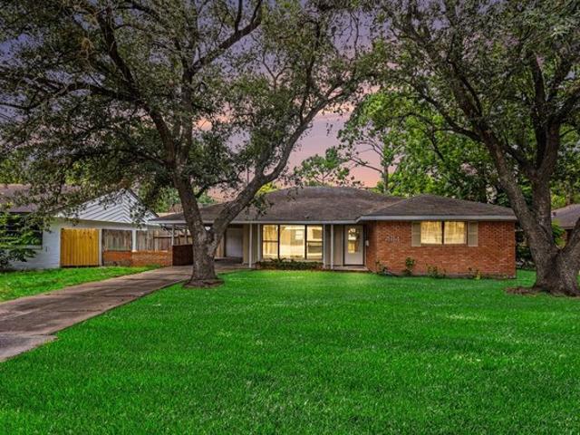 4114 Lemac Dr, Houston, TX 77025