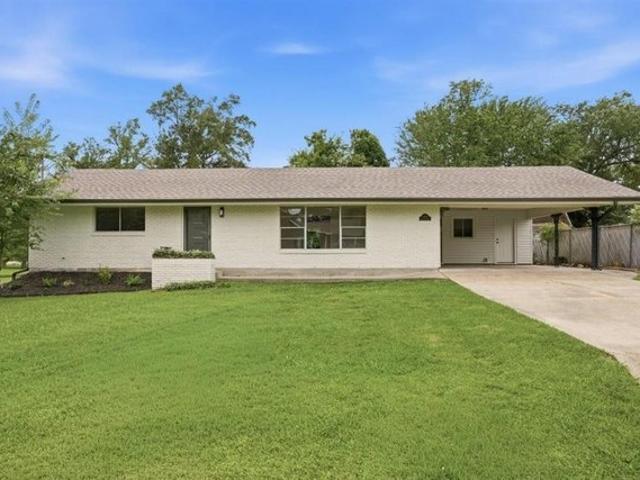 4114 Pleasant Dr, Lake Charles, LA 70605