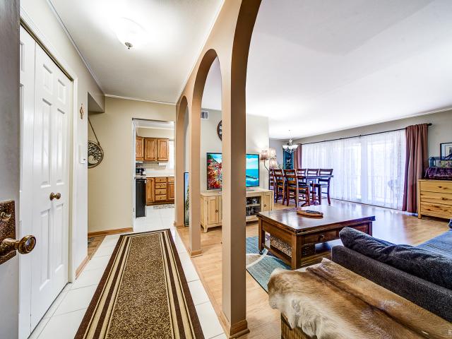 4114 W 99th St, Unit D, Oak Lawn, IL 60453 | MLS #12578 | Compass