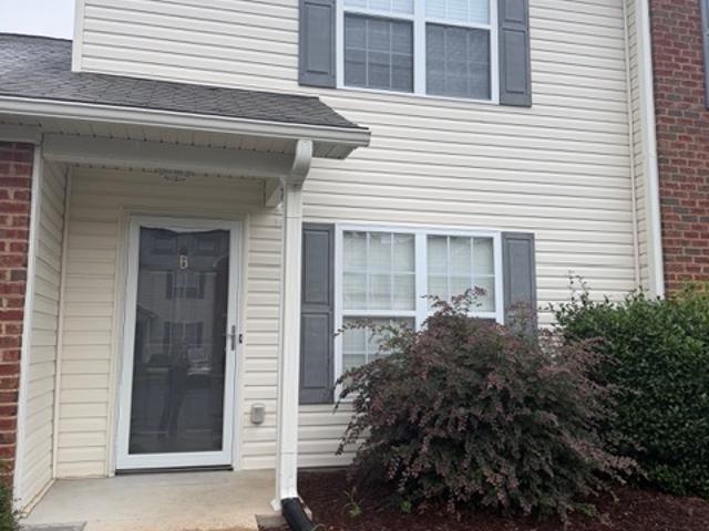 4115 B Dudleys Grant Dr, 2 beds, 1 full and 1 half bath