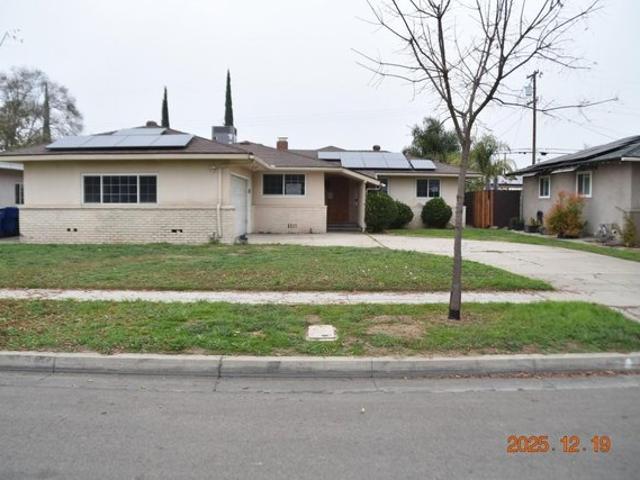 4115 E Dayton Ave, Fresno, CA 93726
