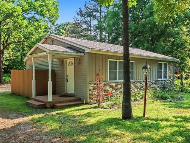 4115 E Kirby Rd, Battle Creek, MI 49017