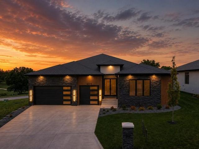 4115 E Vintage Point Dr, Springfield, MO 65809
