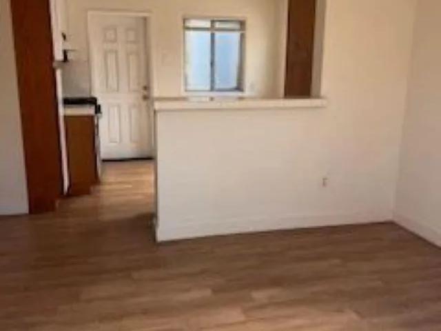 4115 Ingraham St # 4115