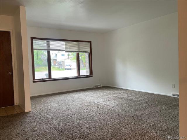 4115 S Vincennes Court