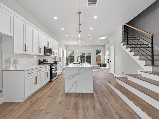 4115 Yale St, Houston, TX 77018