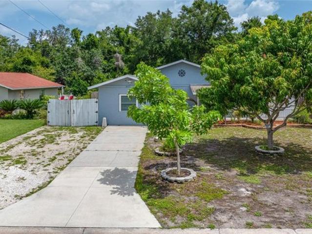 4115 55th Avenue Dr E, Bradenton, FL 34203