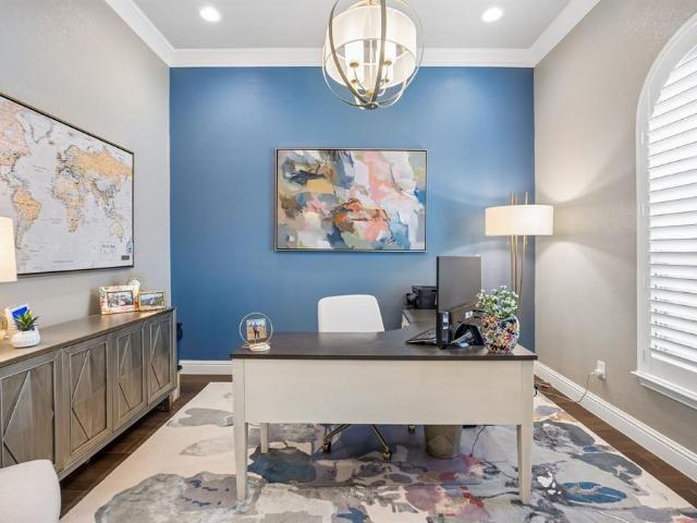 4116 Mangrove Drive