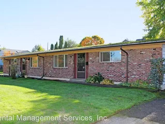 4116 N Willis 4110 4116 N Willis Blvd