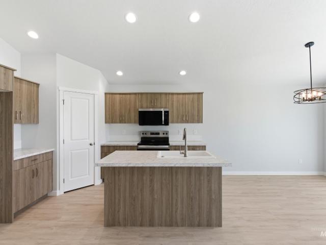 4116 Austin St