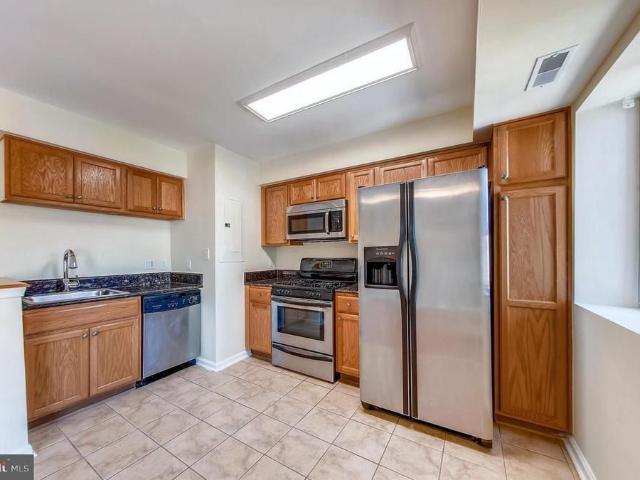 4116 Ames Street Ne 202, Washington, US, DC