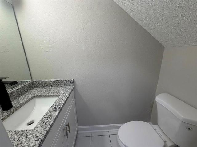 4116 Delaware Avenue # B