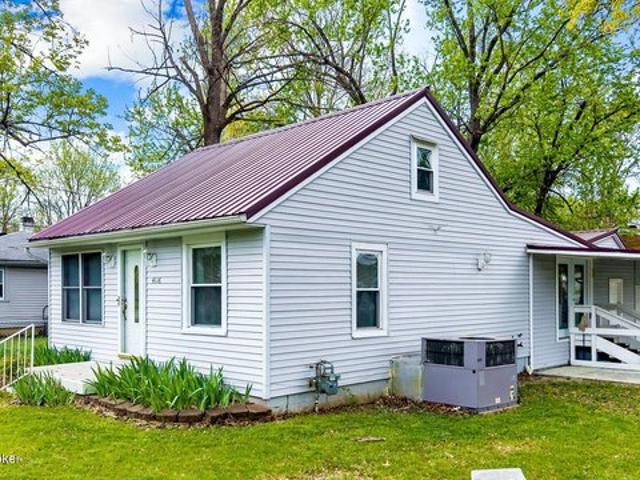 4116 Lees Ln, Louisville, KY 40216
