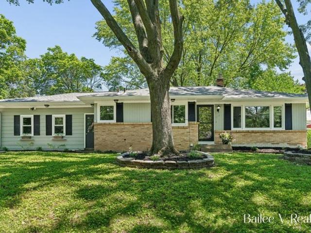 4116 Poinsettia Ave SE, Grand Rapids, MI 49508